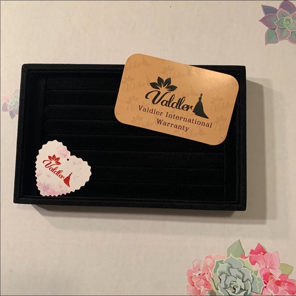 Valdle | Storage & Organization | Countertop Velvet Rings Jewelry ...